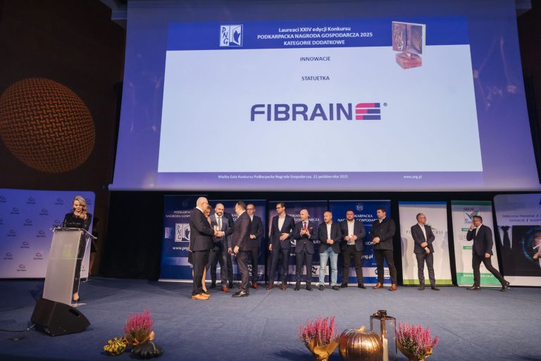 FIBRAIN - Polski producent w sektorze fotoniki i światłowodów